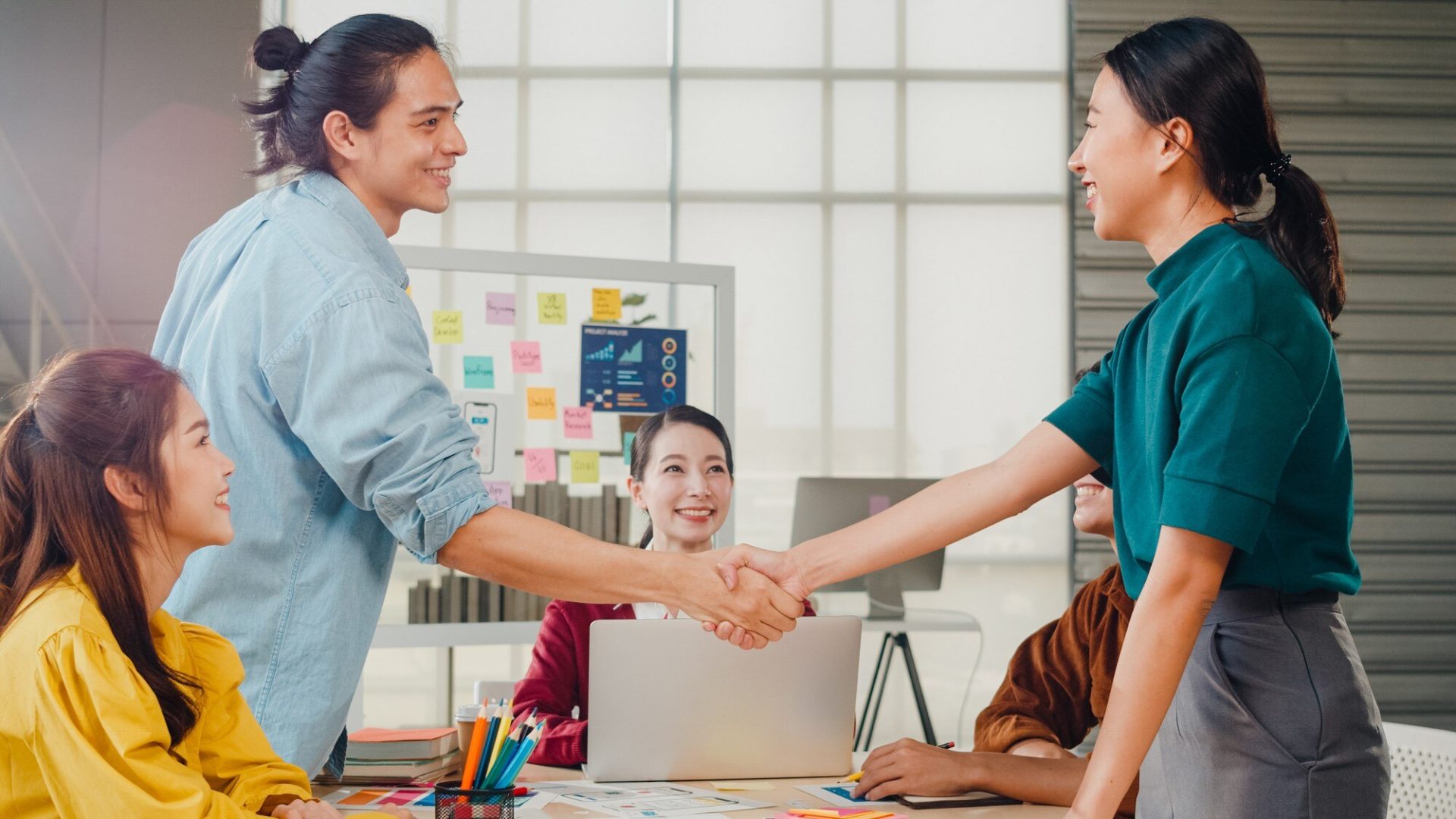 Understanding Employee Onboarding and How to Get it Right