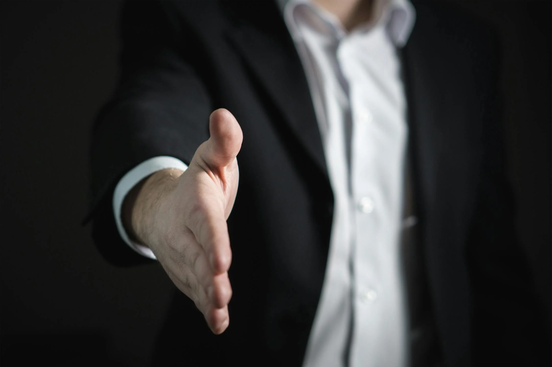 What Is Deal Management & How To Use It To Win More Sales